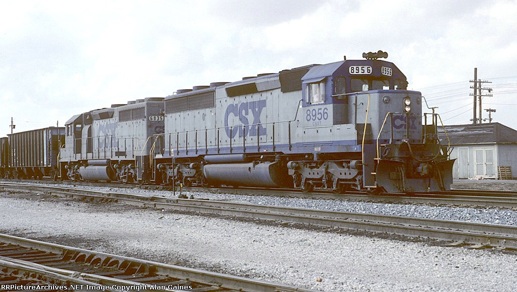 CSX SD45-2 8956